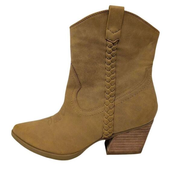 Dolce Vita | Shoes | Dv Dolce Vita85 Tan Koolson Western Booties Camel ...